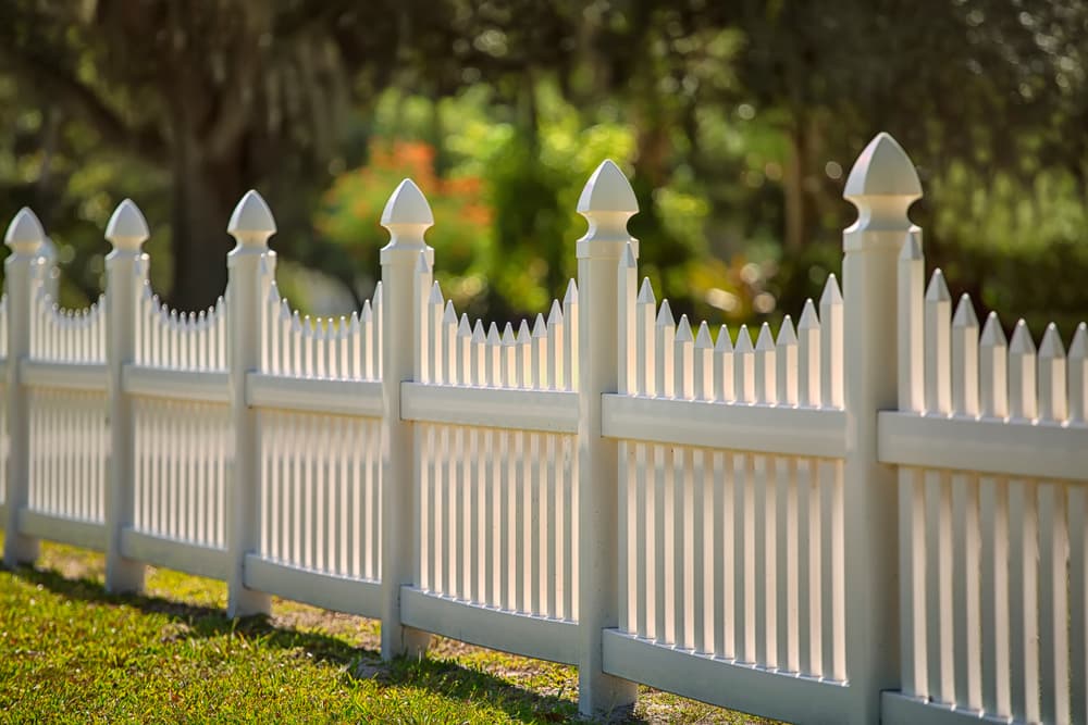 Get a Fence That Will Last a Lifetime with PVC/Vinyl - Ideal Fence Ottawa